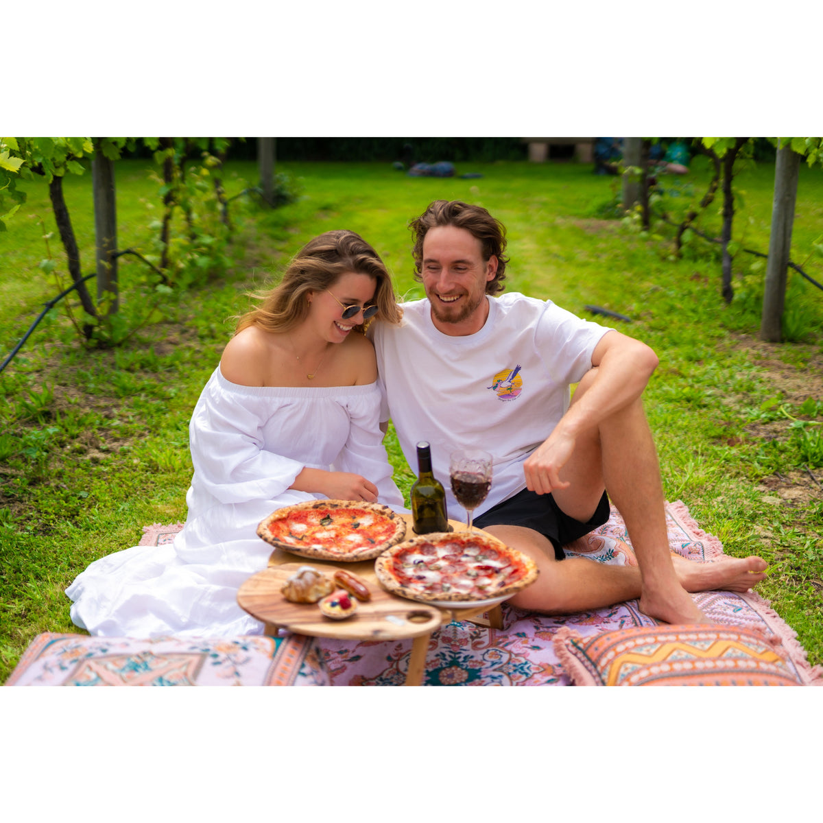 Avalene Picnic Rug / Woven Throw with Secret Pocket – Picnic Mantra
